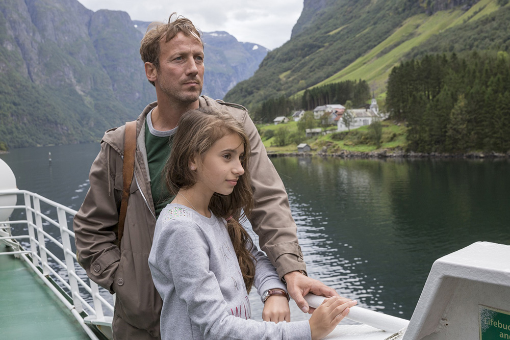 Stroppy Cow, Stubborn Ram (Kleine Ziege, Sturer Bock) - Cineuropa