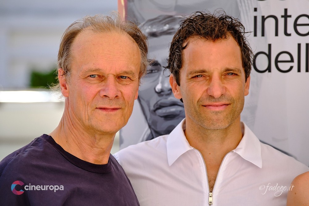 Photogallery 05/09/2022: Venice 2022 - Skin Deep - Cineuropa