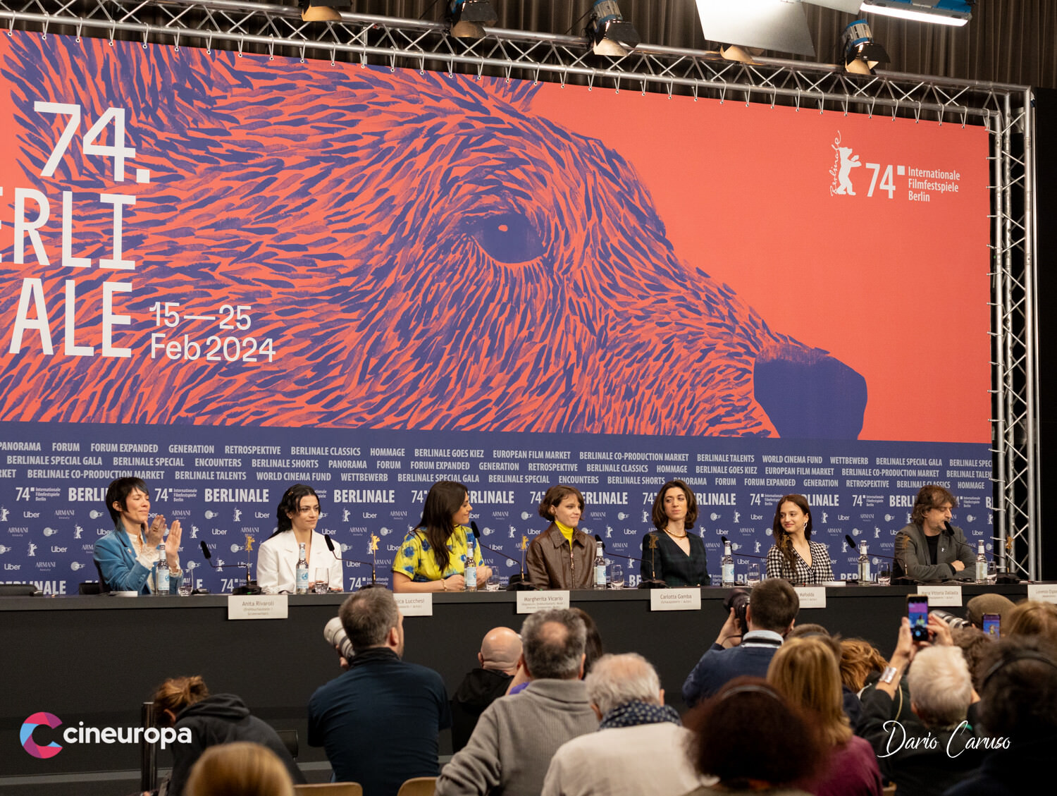 Recensione: Gloria! - Cineuropa