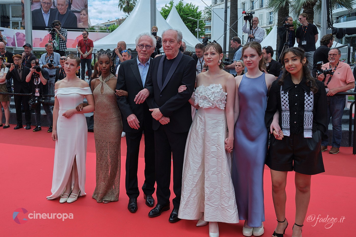 Review: Young Mothers - Cineuropa