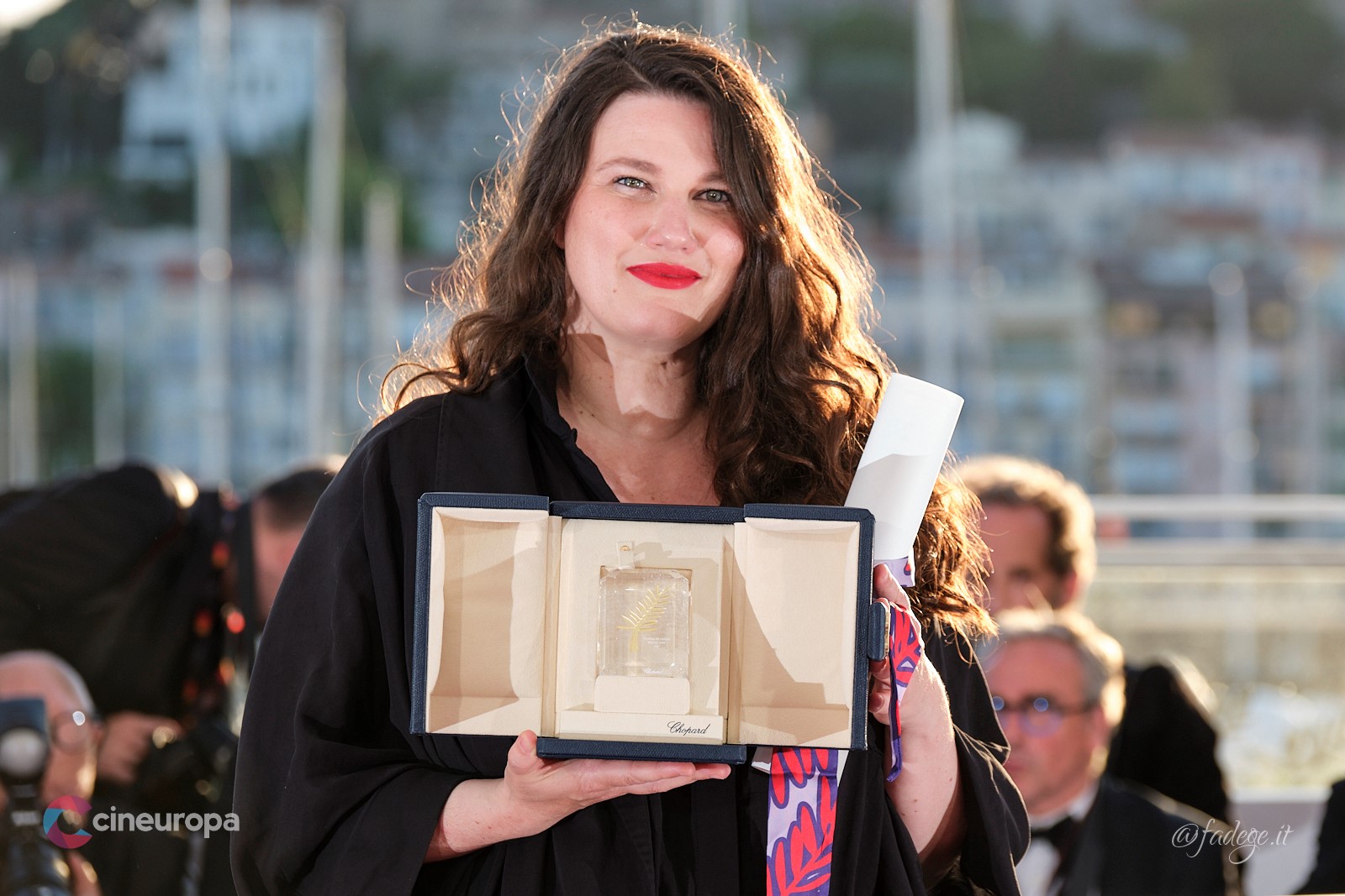 Jafar Panahi wins Cannes' Palme d’Or for It Was Just an Accident ...