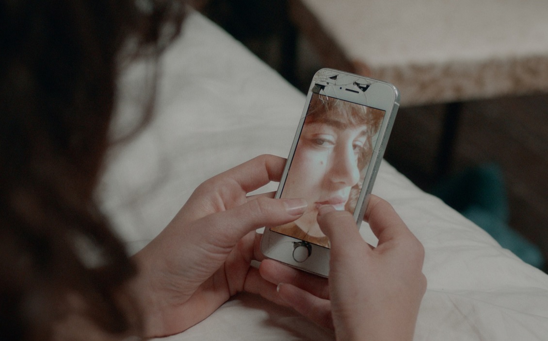 Review: All Eyes Off Me - Cineuropa