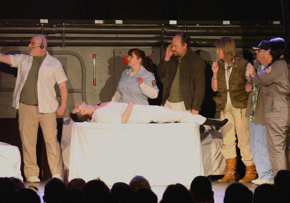 Review: Alien On Stage - Cineuropa