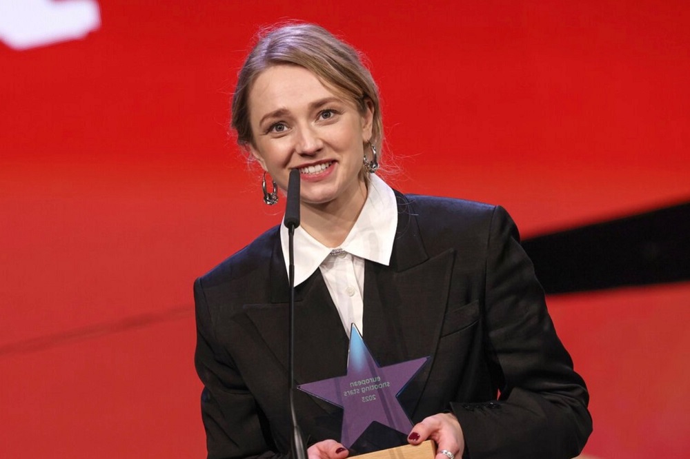 Kristine Kujath Thorp • Actress - "Art has a huge responsibility in ...