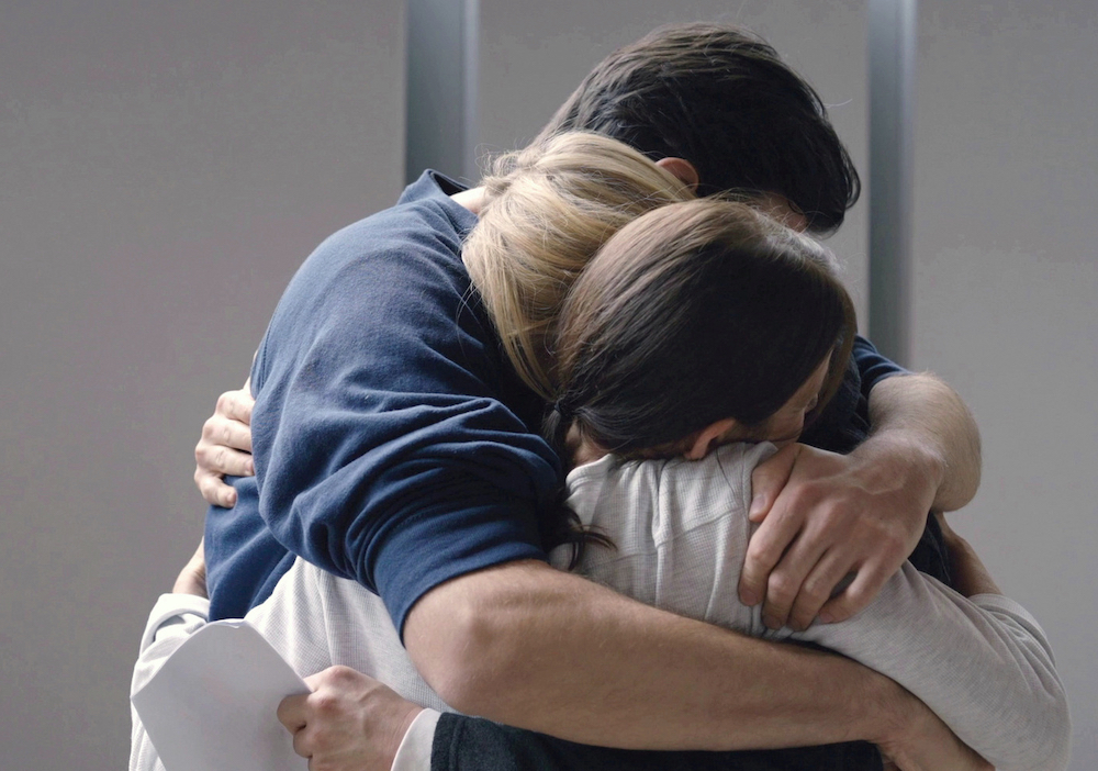 Review: Bones and Names - Cineuropa