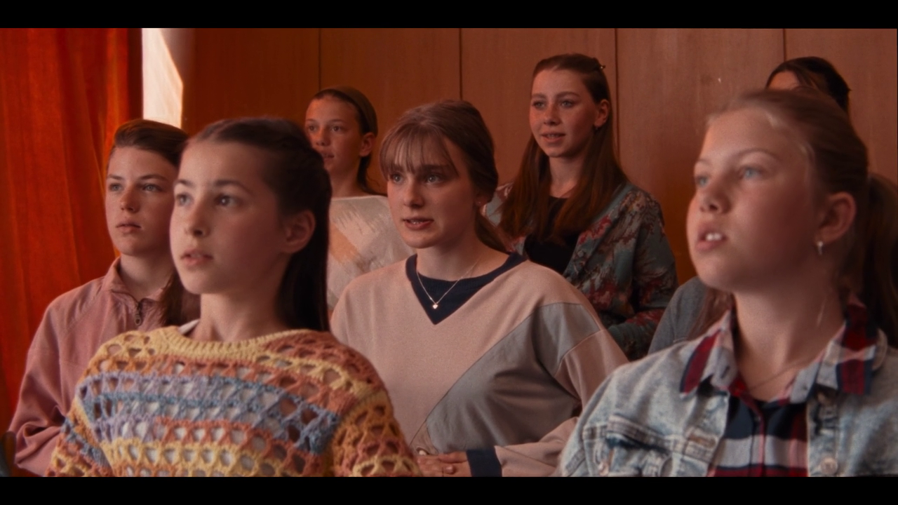 Broken Voices - Trailer [ov st en] - Cineuropa