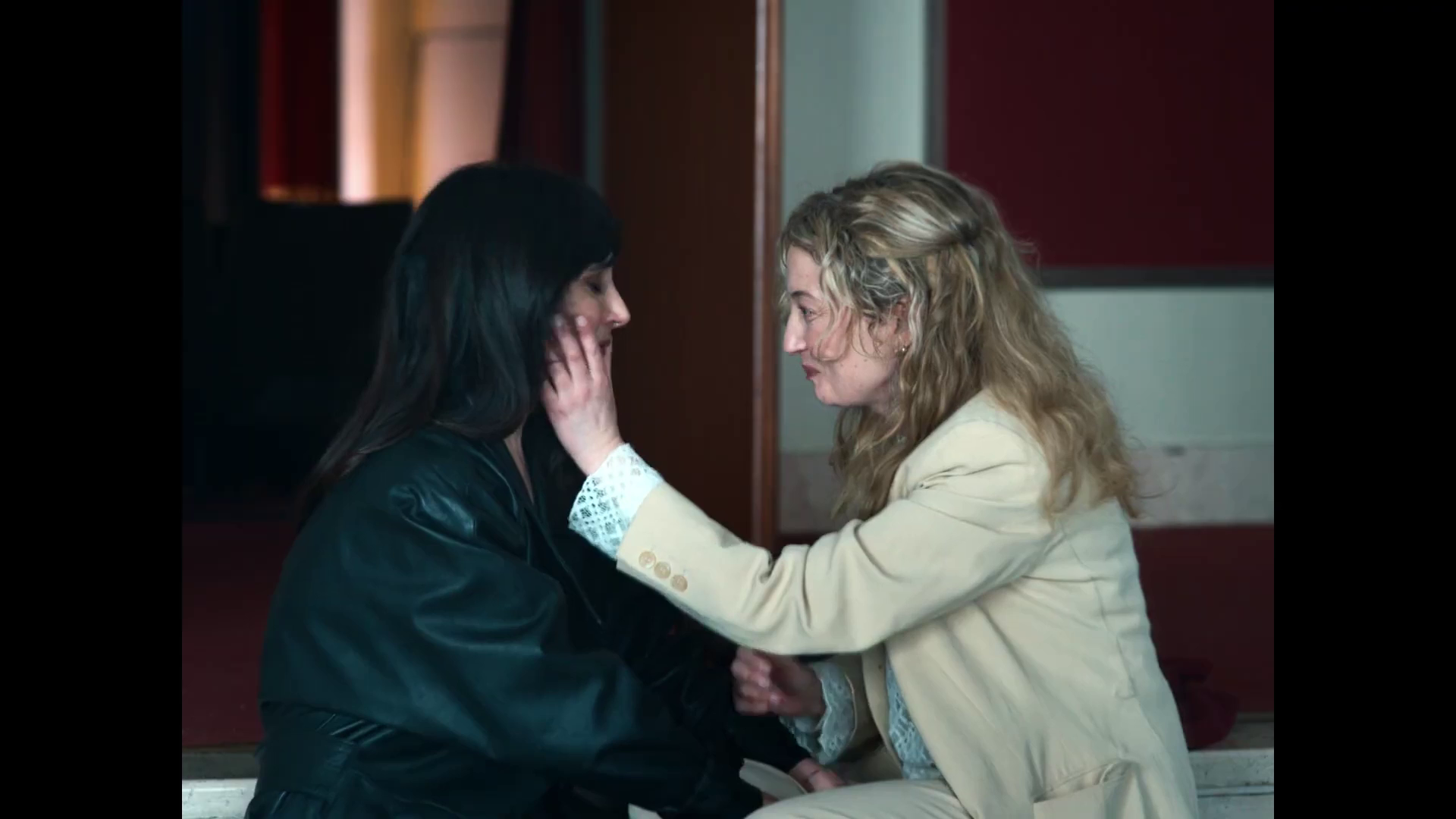 Tres adioses - Tráiler [it] - Cineuropa